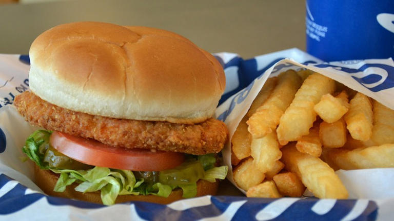 Culver's crispy chicken sandwich fillets aren't just made of chicken ...