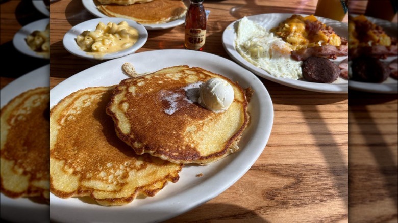 The 10 best breakfast items at Cracker Barrel