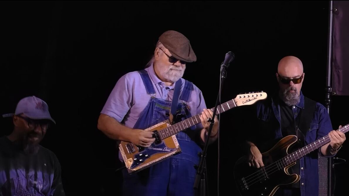 Beloved Huntsville blues musician Microwave Dave dies at 80