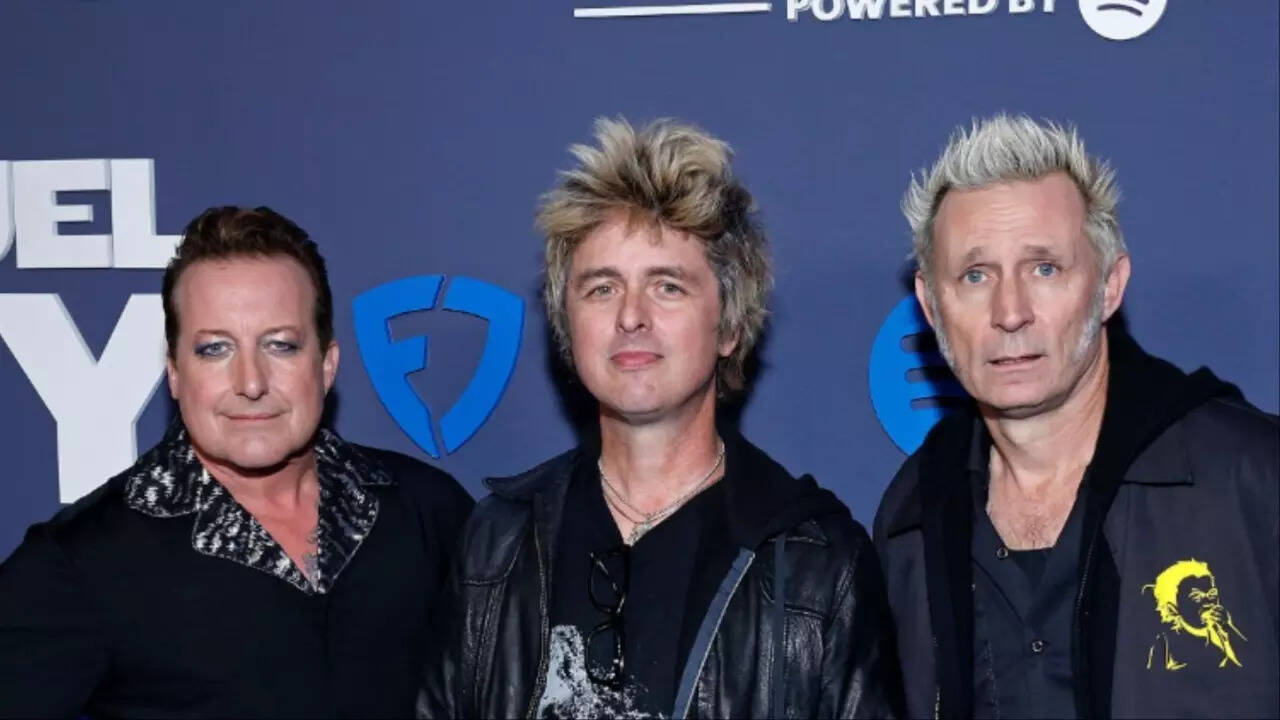 NFL Super Bowl LX pregame show, Green Day performance start timings ...