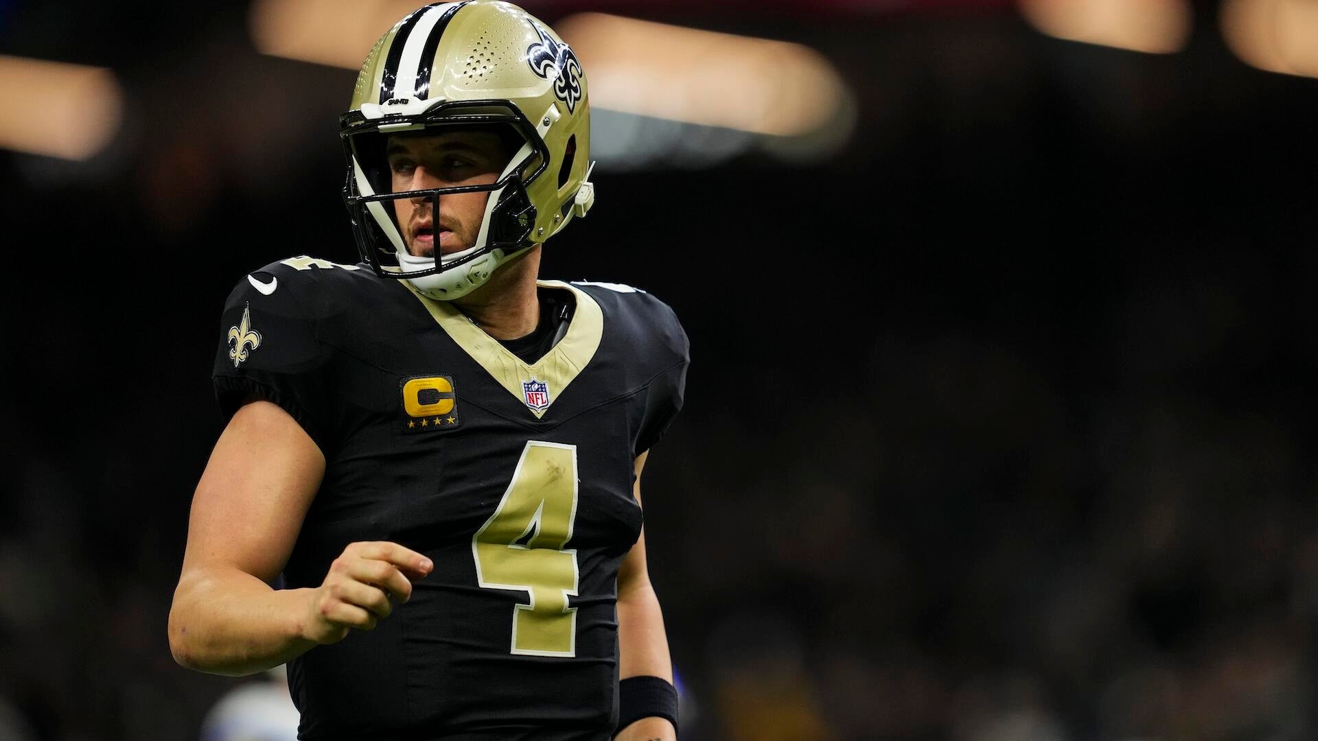 Derek Carr could come out of retirement for right team, per report