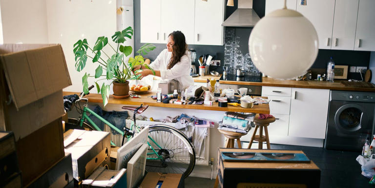 Pro Organizers Explain How to Tell if You're Clutter Blind