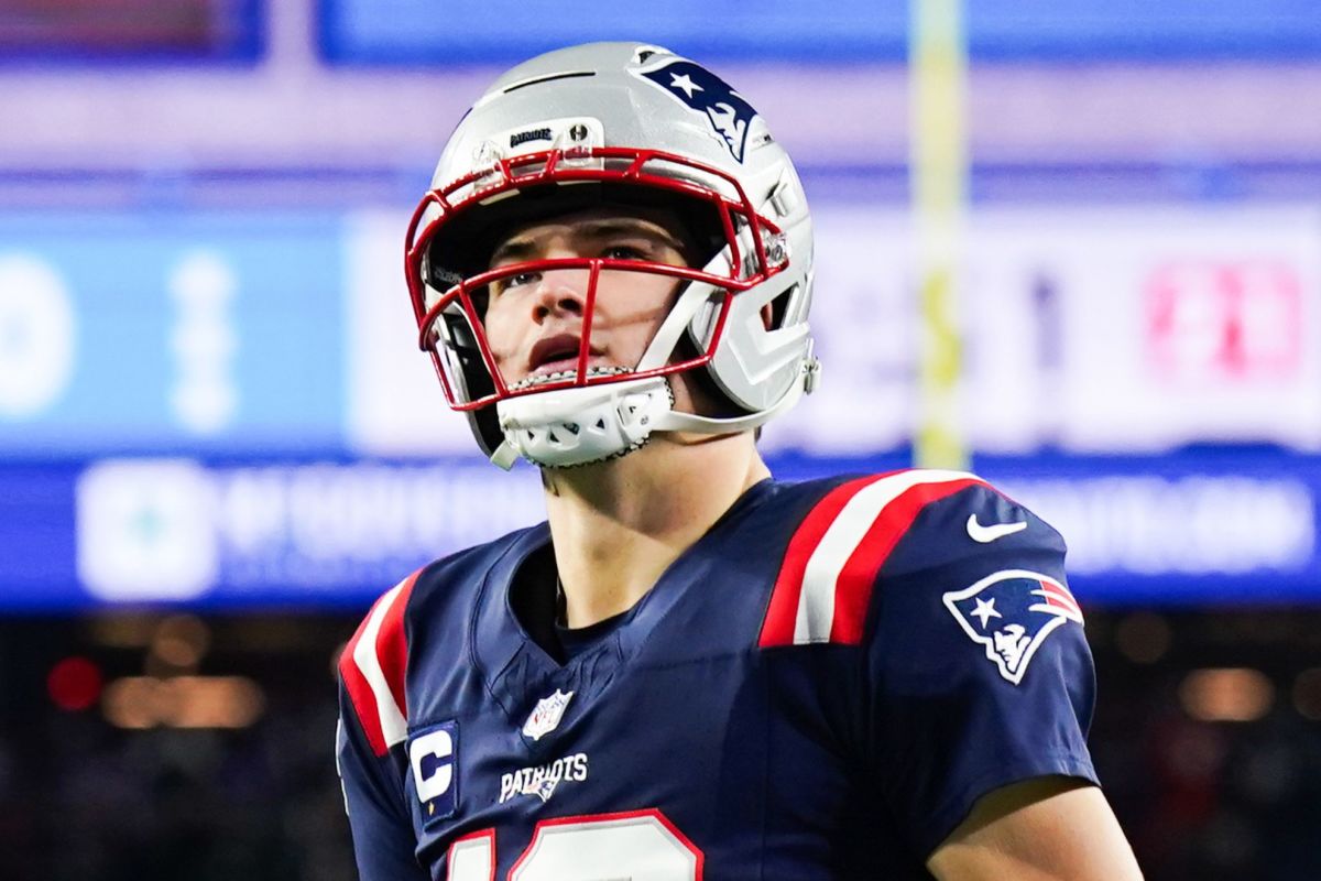 Patriots QB Drake Maye's Family Includes Brother Luke Maye and Dad Mark ...