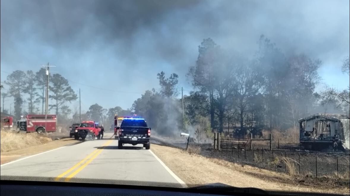 Firefighters battle large fire in Coffee County’s Bethel Community