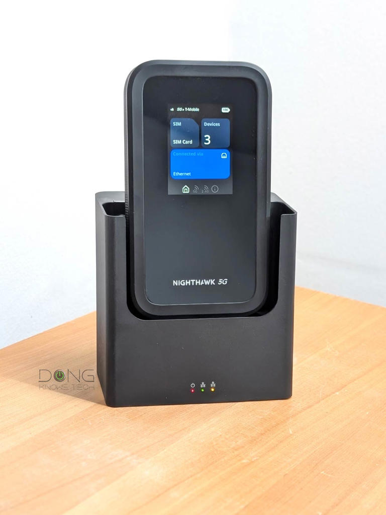 NETGEAR MH7150 Nighthawk 5G M7 Portable WiFi Hotspot with eSIM Review ...