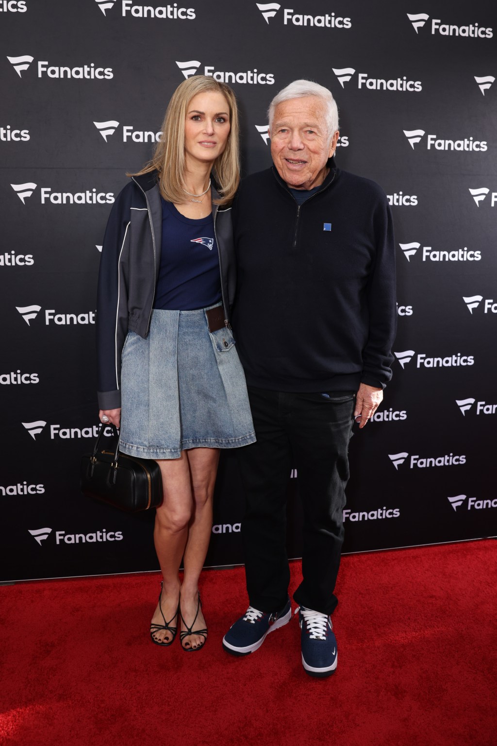 Jordon Hudson takes wild shot at Robert Kraft’s prostitution scandal ...