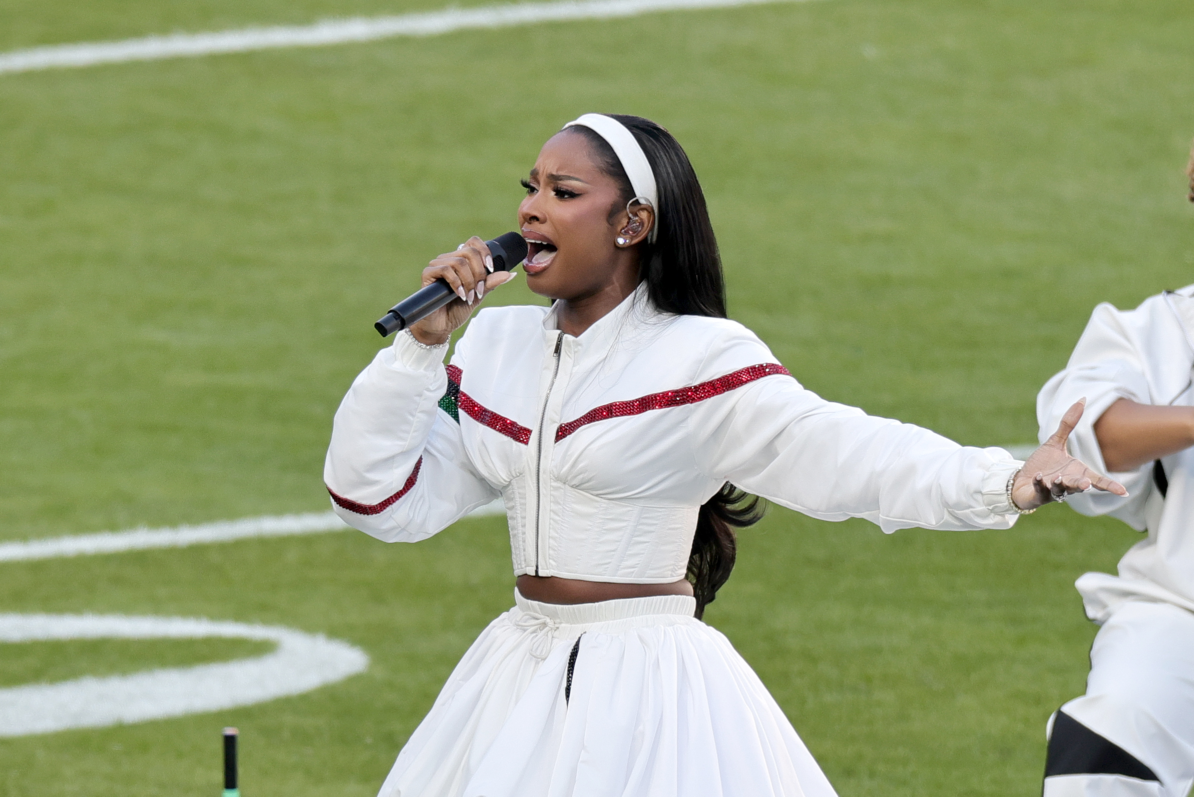 Coco Jones wows with Black national anthem ‘Lift Every Voice and Sing ...
