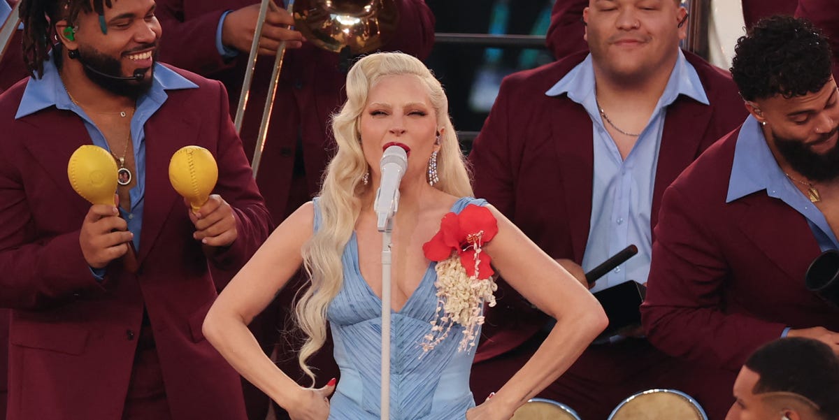 Lady Gaga honored Puerto Rico with a Flor de Maga brooch at the Super Bowl