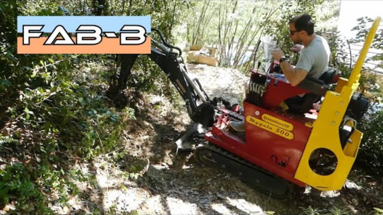 Créer un chemin de kiwis avec la micro-pelle Mygale 500 (partie 1)