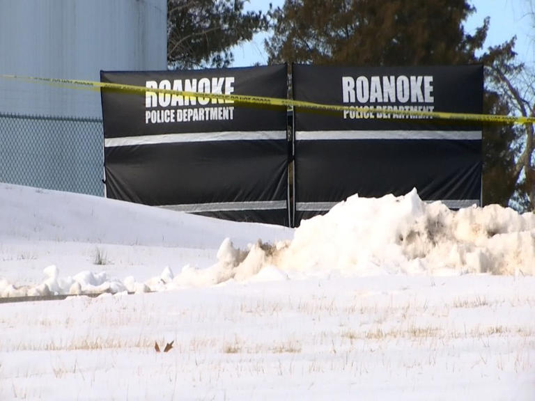 Double homicide investigation underway in NW Roanoke