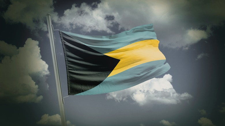The best travel hacks you need to know for a vacation to the Bahamas