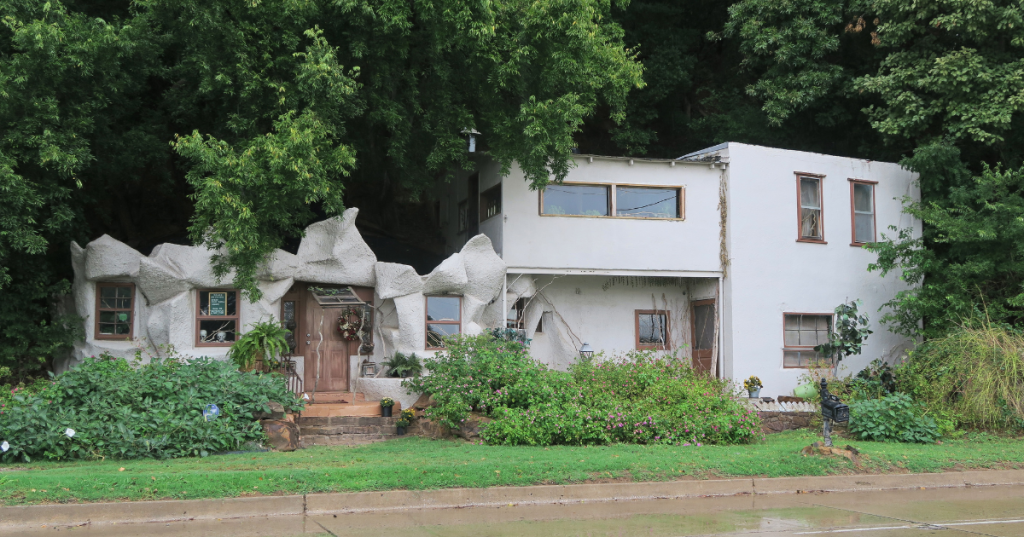 These unusual Oklahoma buildings are unlike anything you've seen before