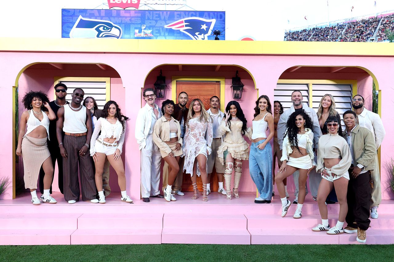 Is Bad Bunny’s casita from the Super Bowl halftime show a real place ...