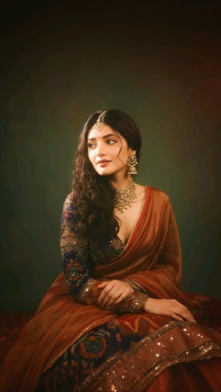 Ancient hair pack recipes used by Indian queens for long locks