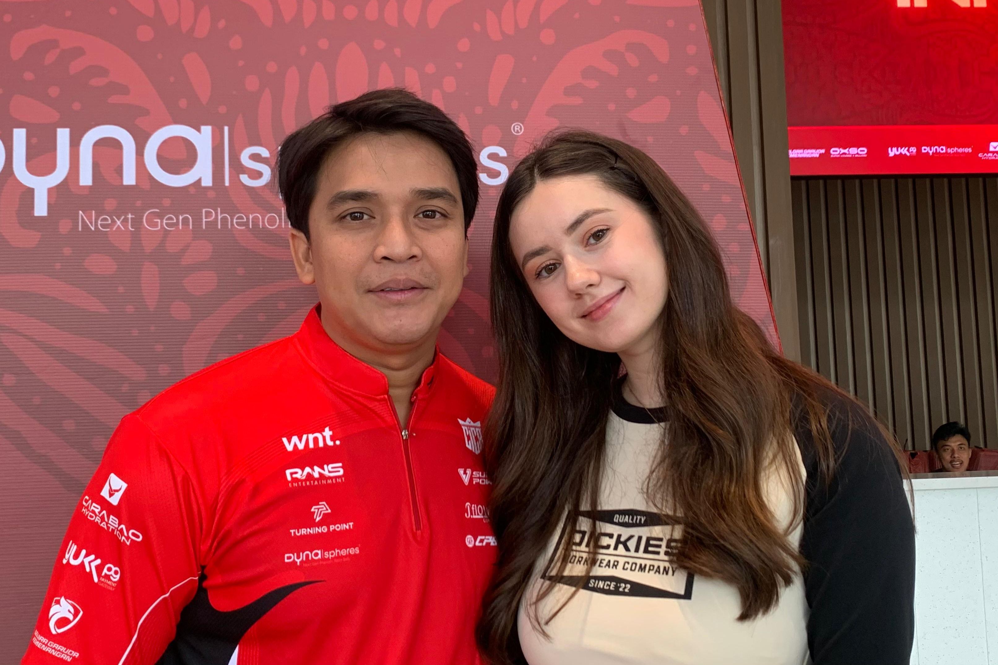 Bahagiakan istri, Billy Syahputra boyong keluarga Vika Kolesnaya ke ...