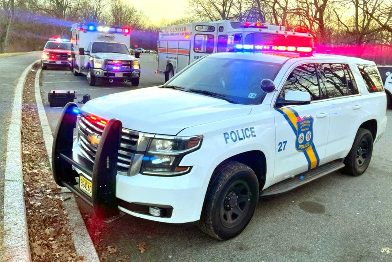 Man found dead at base of State Line Lookout cliff after car sits for ...