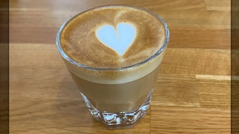 Cortado vs latte: What's the difference between the coffee drinks?