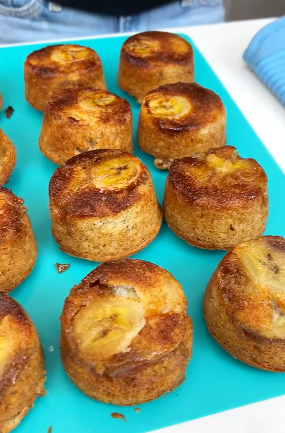 Mini upside down banana breads made easy