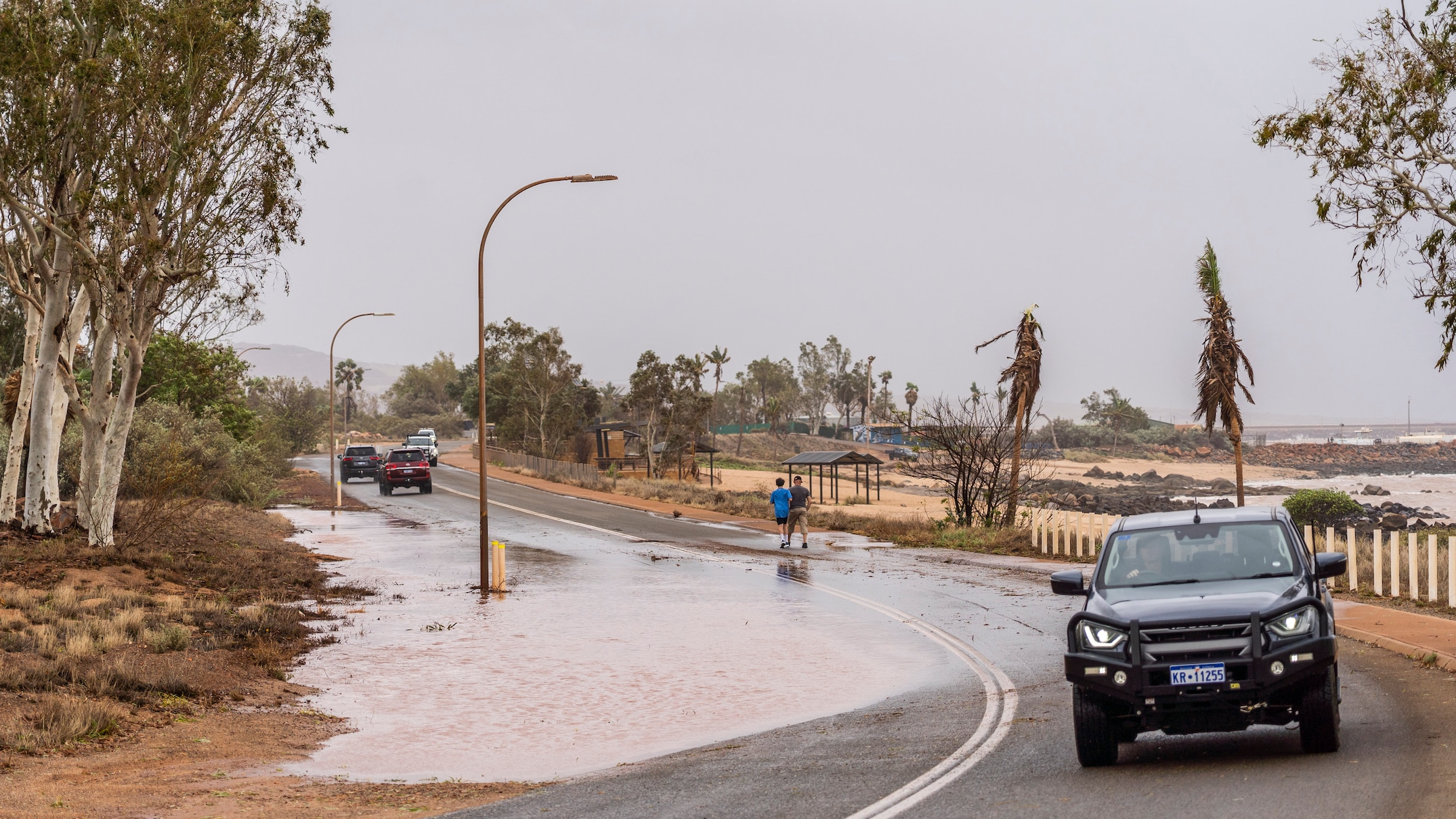 Tropical cyclone Mitchell weakens to low after crossing WA's north-west ...