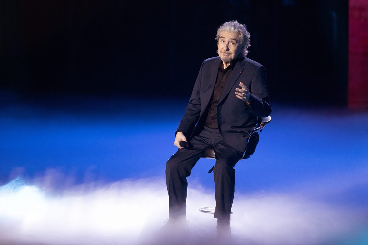 Serge Lama (83 ans) très malade : "Je ne peux pas rester debout ...