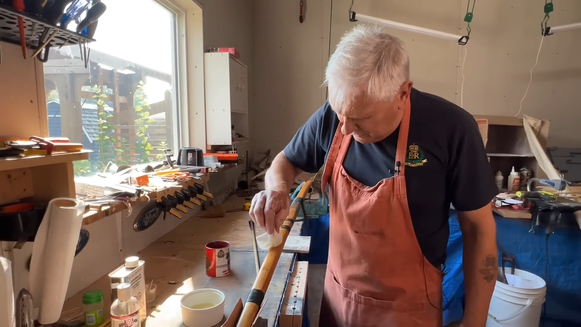 How medieval archers prepared their longbows