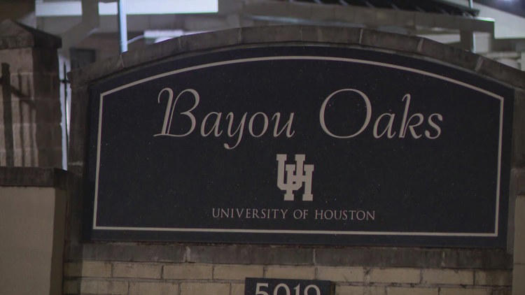 Another armed robbery near the University of Houston leaves students on ...