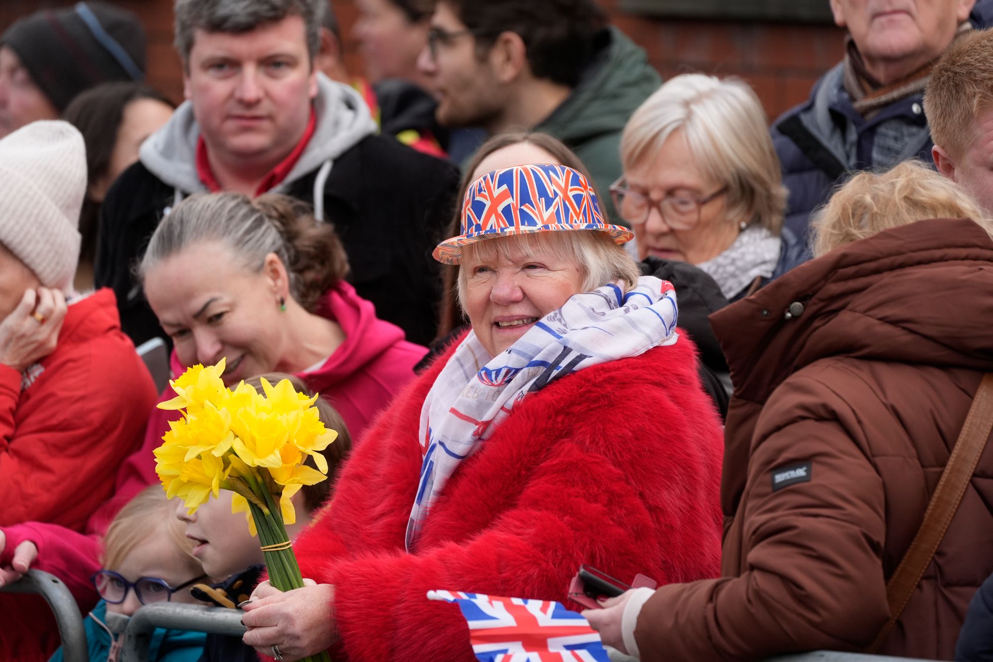 Scenes as King Charles greets crowds in Clitheroe during Lancashire ...