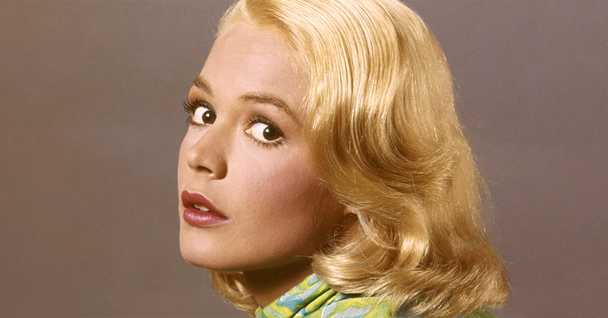 Sandra Dee symbolized purity and innocence for a generation—but what ...