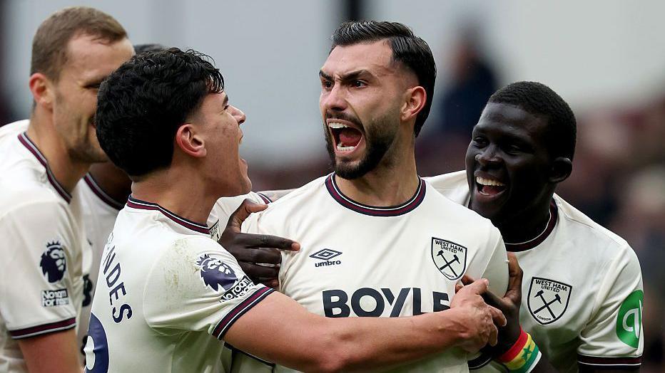 'West Ham have given themselves a fighting chance'