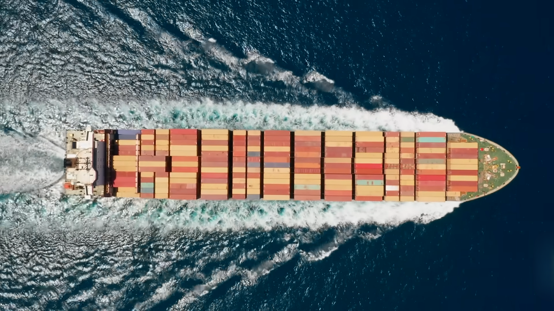 How massive ships turn without losing control
