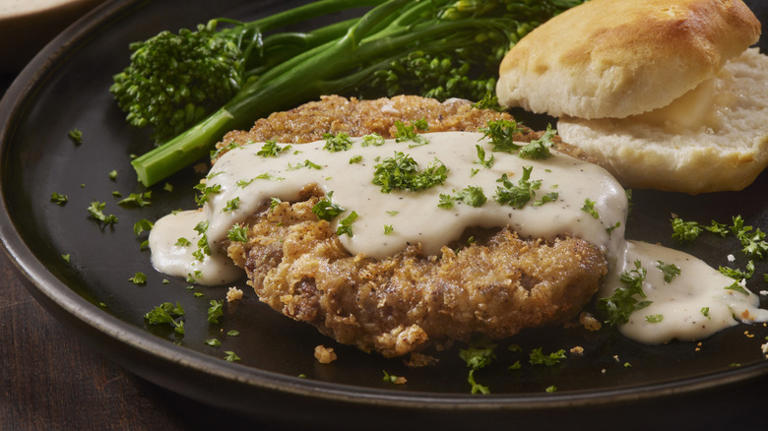 Willie Nelson's favorite southern meal is classic comfort food in its ...