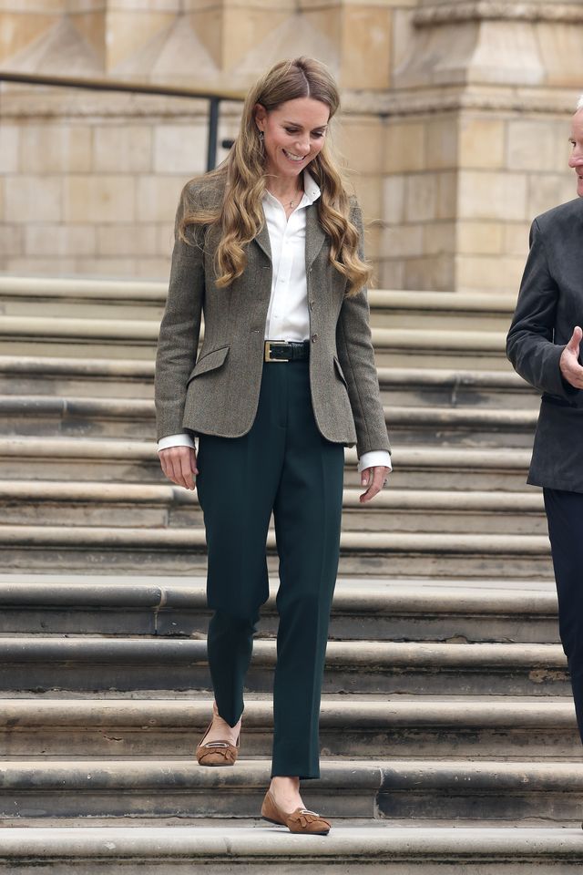 Kate Middleton's suede flats make every outfit look more expensive ...