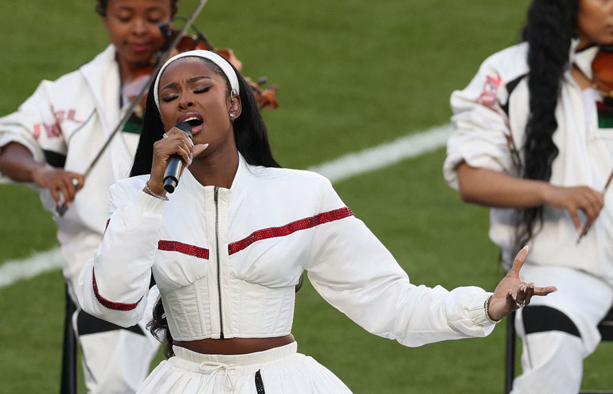 Coco Jones' outfit at Super Bowl LX has Whitney Houston connection