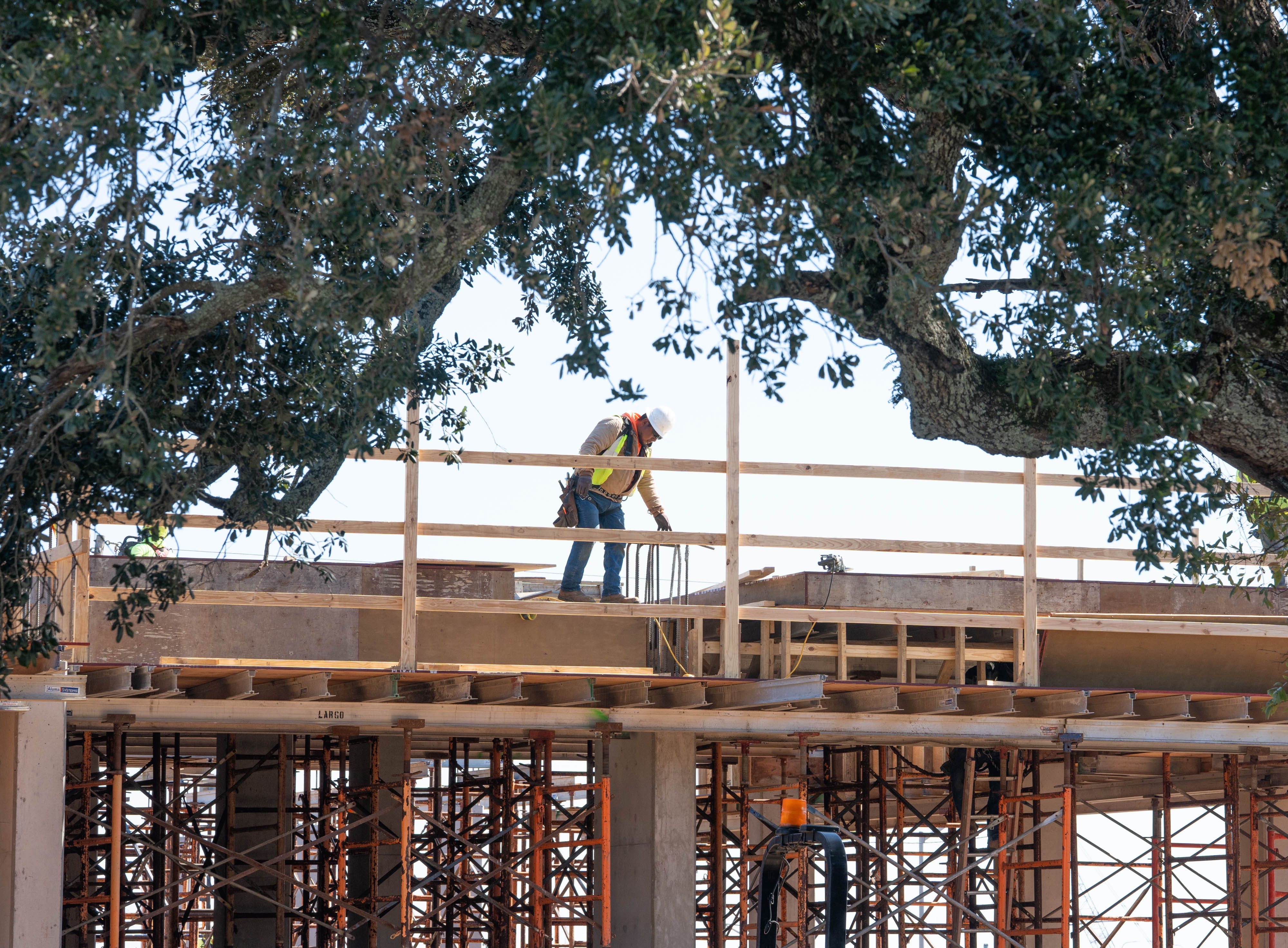 Pensacola plans for hundreds of new hotel rooms. How many is too many?