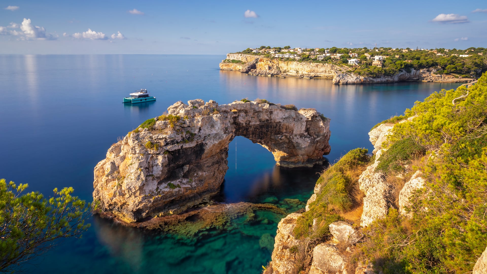 A new scenic hiking trail just opened on Mallorca – taking you through ...
