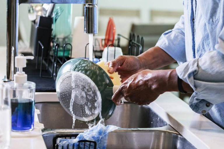I asked experts if it's cheaper to use a dishwasher or hand wash items