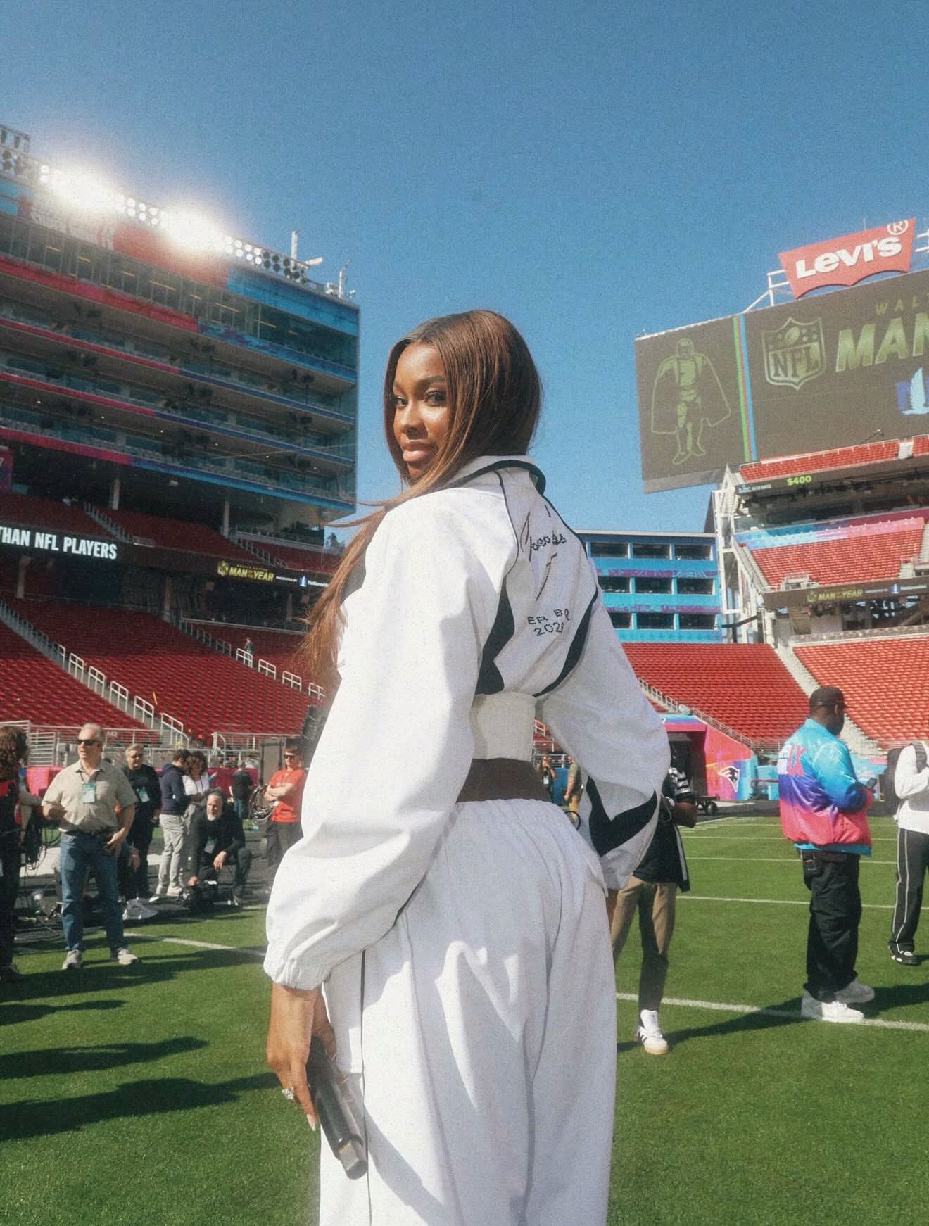 Coco Jones’ Super Bowl 2026 performance look puts a twist on Whitney ...