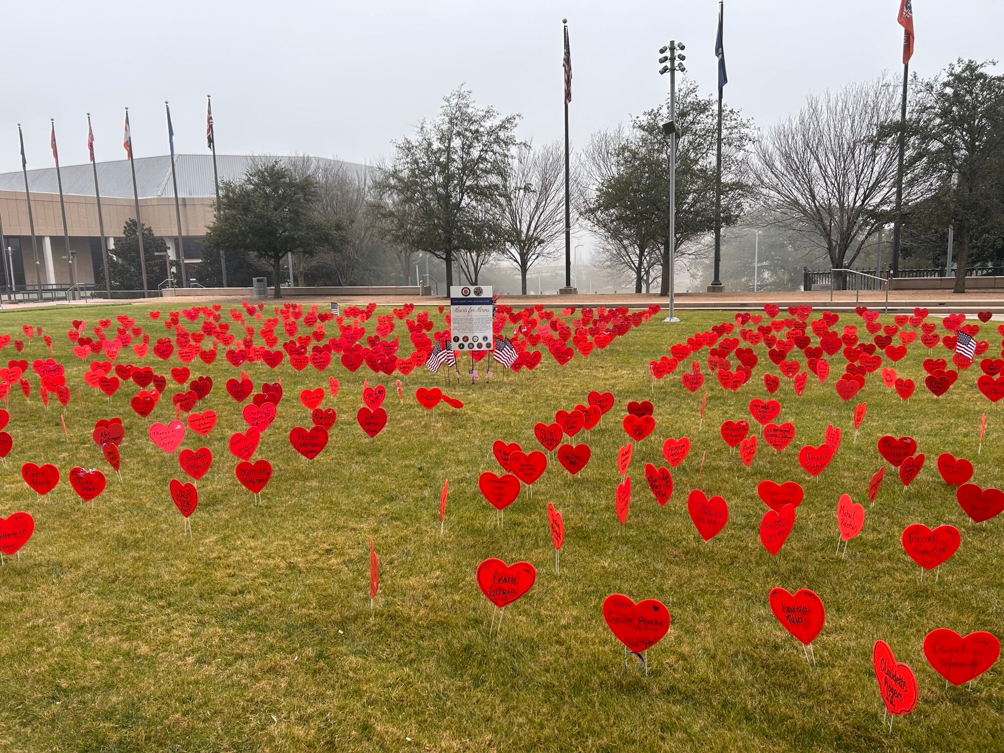 'Hearts for Heroes' tribute honoring veterans unveiled in EBR Parish