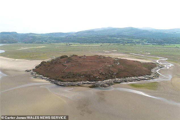 Live like royalty! Private island once owned by Queen Anne could be ...