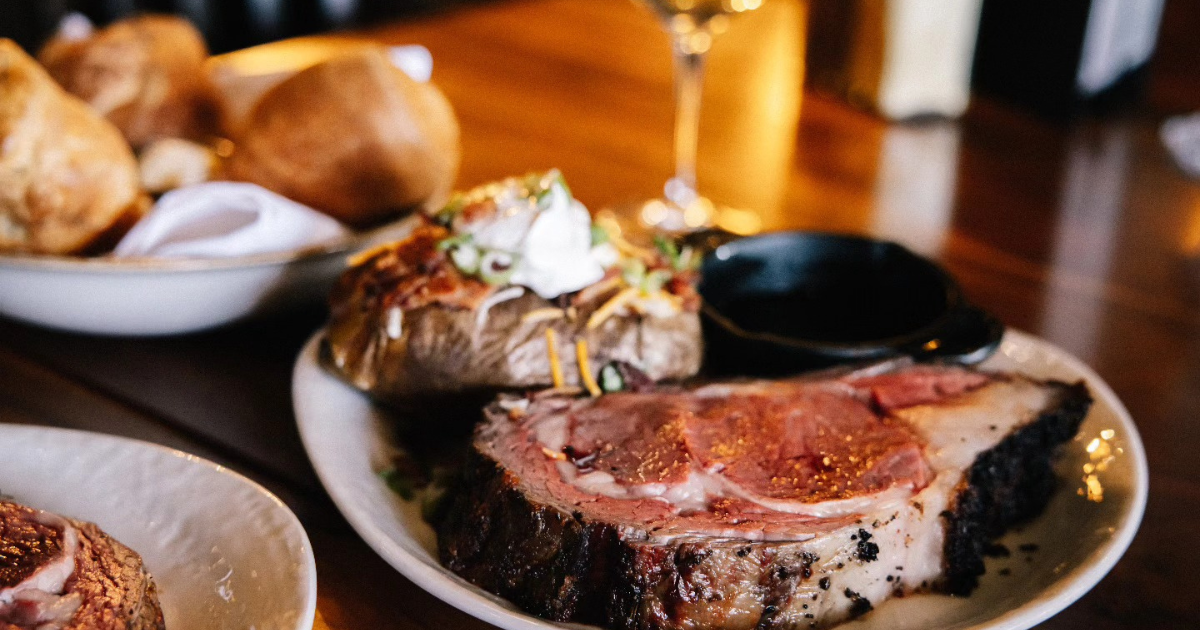 7 Midwest supper clubs everyone should visit once