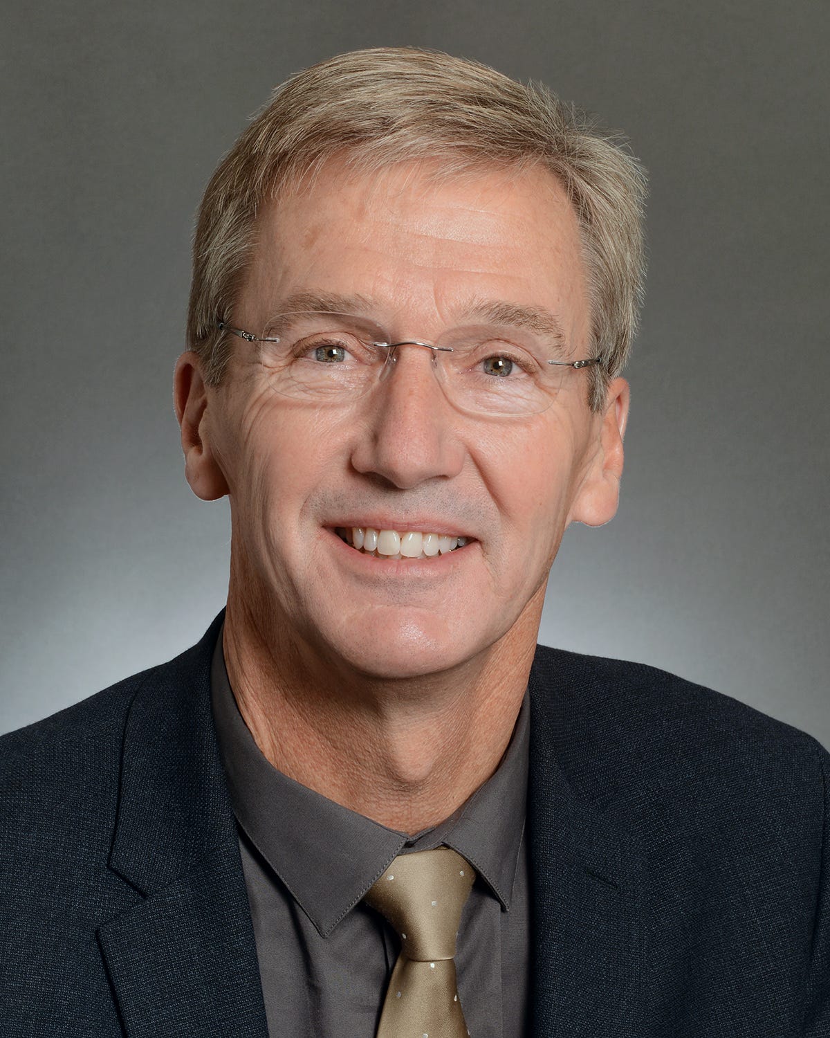 Jensen drops out of governor's race, instead will campaign for state ...