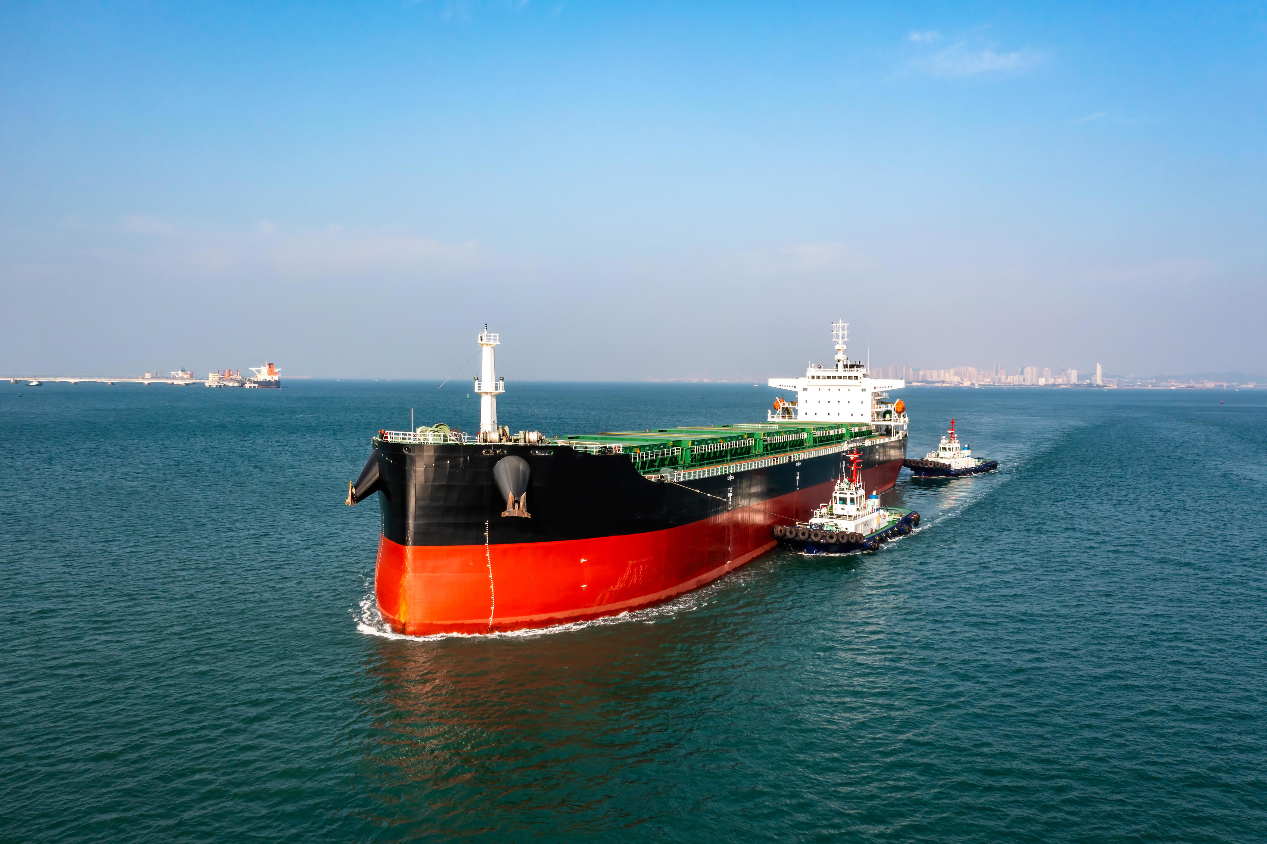 US forces track and board tanker ship that defied quarantine