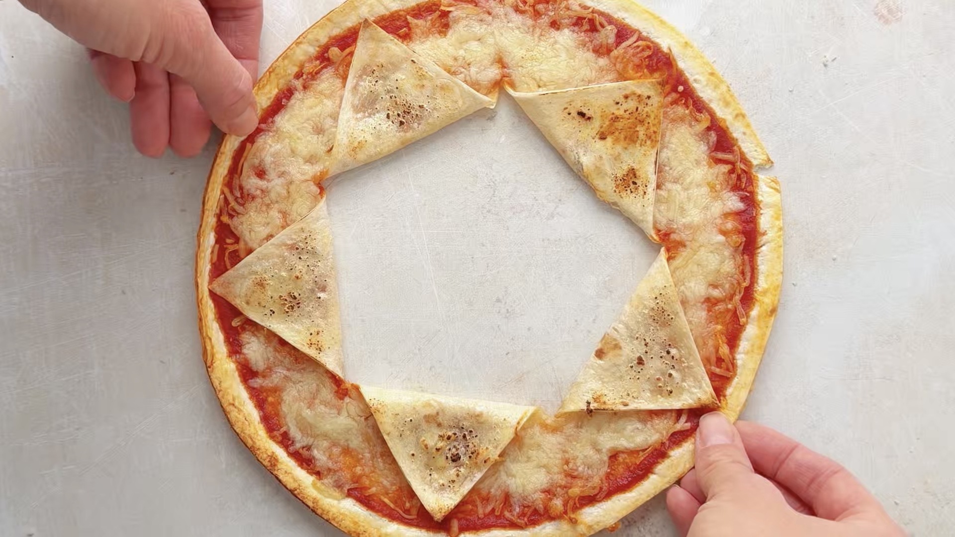 Star Ring Pizza