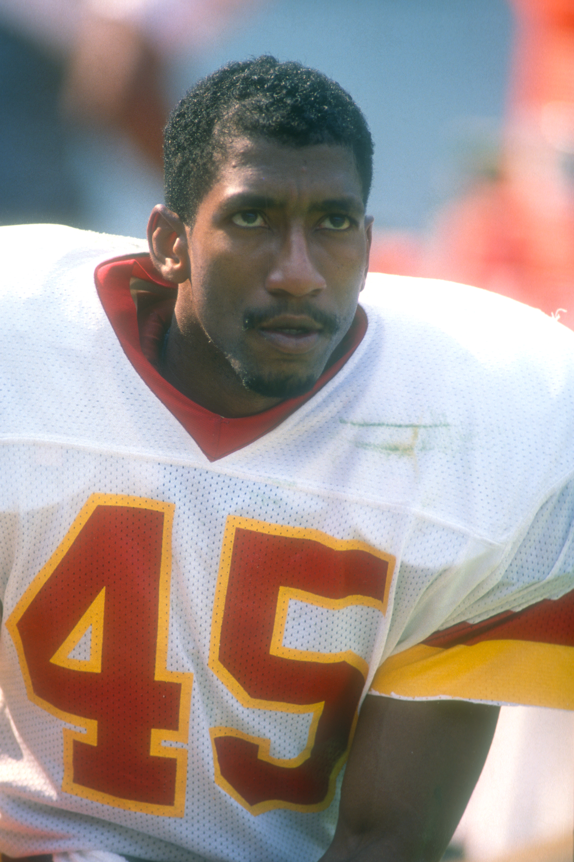 Ex-NFL star, Super Bowl champion dies in Orange Mound house fire