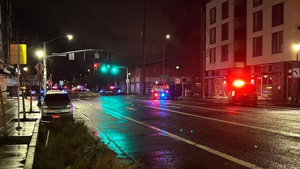 Large police presence in Southeast Portland after reports of shots fired