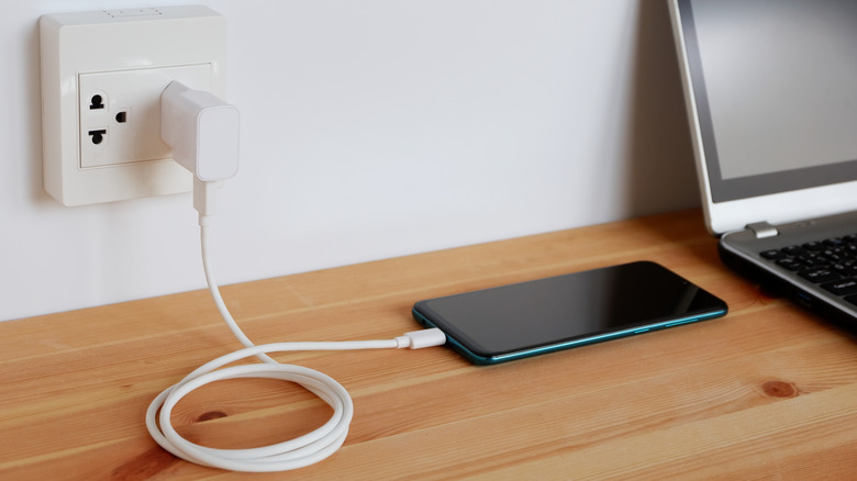 Why you need to use the right charger for your Android phone