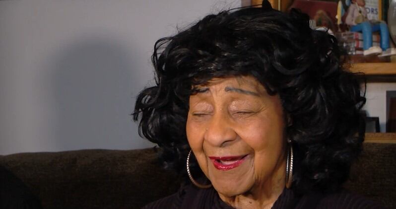 Exclusive: Barry Wilburn’s family shares former NFL star’s accolades ...