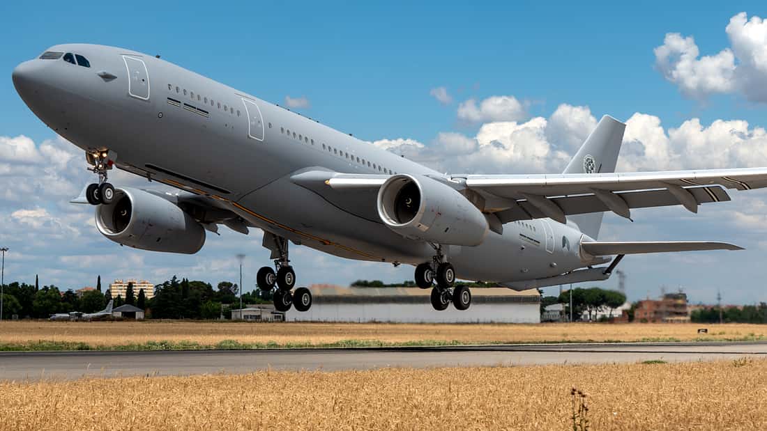 Airbus rein, Boeing raus: Italien bekommt sechs neue Tankflugzeuge