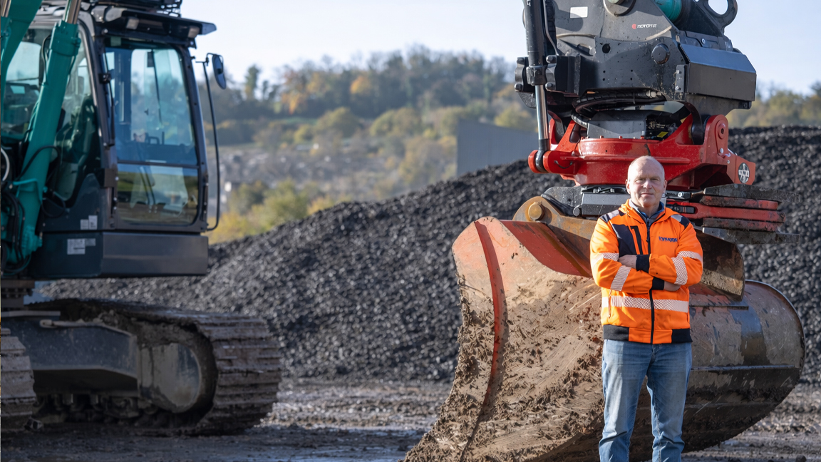 This attachment makes digging look effortless