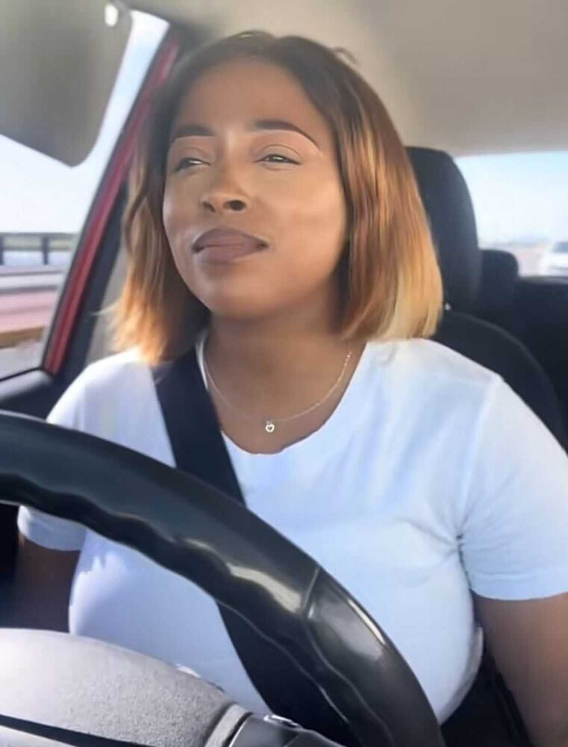 "Looks painful": SA woman shares horror of glue-on wig gone wrong ...